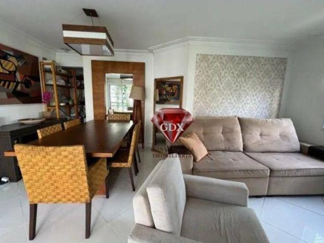 Apartamento no Real Parque