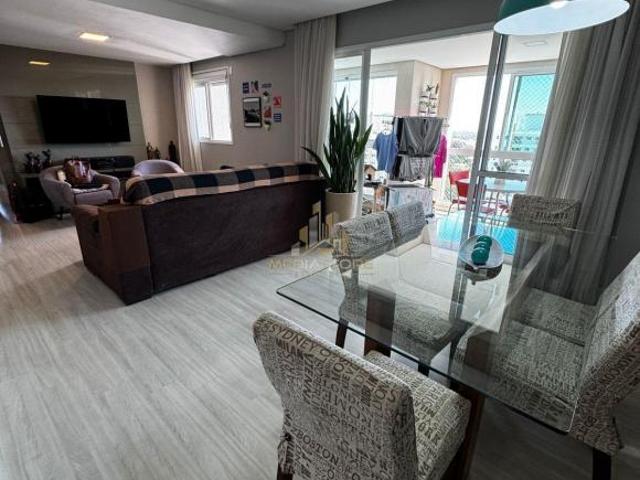 Apartamento no Reserva Ecoville 3 dormitórios 1 suíte 2 vagas de garagem