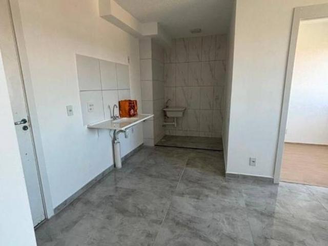 Apartamento no Residencial Único Jacu Pêssego Sp