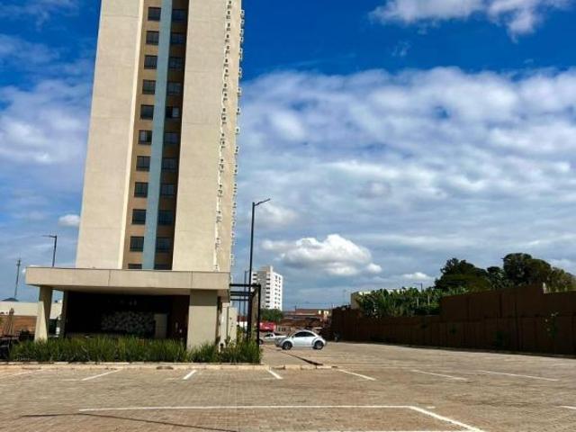 Apartamento no Residencial Colis