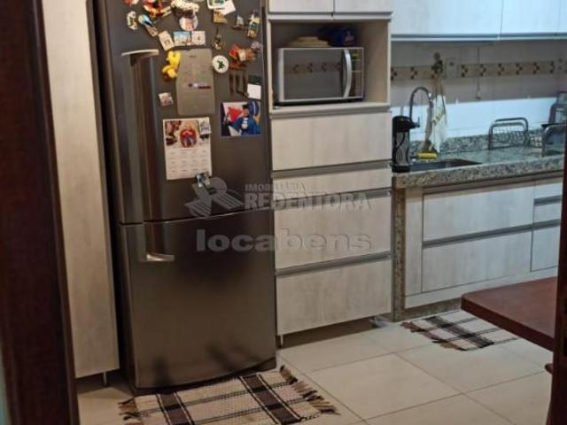 Apartamento no São Manoel com 3 dormitórios
