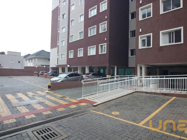Apartamento no Santa Cândida de 80 m² com 2 quartos