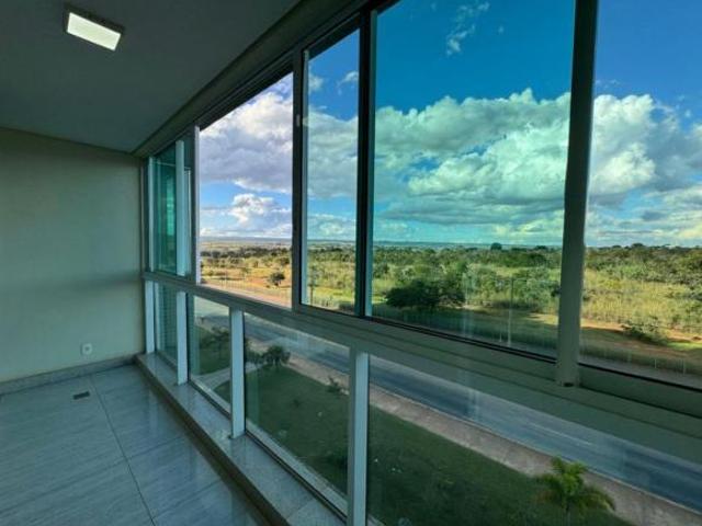 APARTAMENTO NO SETOR NOROESTE VAZADO, VISTA COM VARANDA VISTA LIVRE PARA O PARQUE