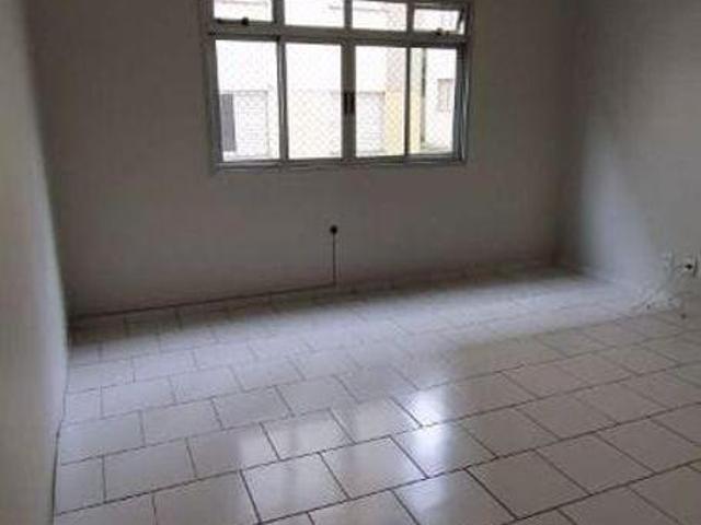 Apartamento no Solar dos Tucanos – Em frente à Escola Maf – Próximo à Av. Inglaterra – 3 Quartos