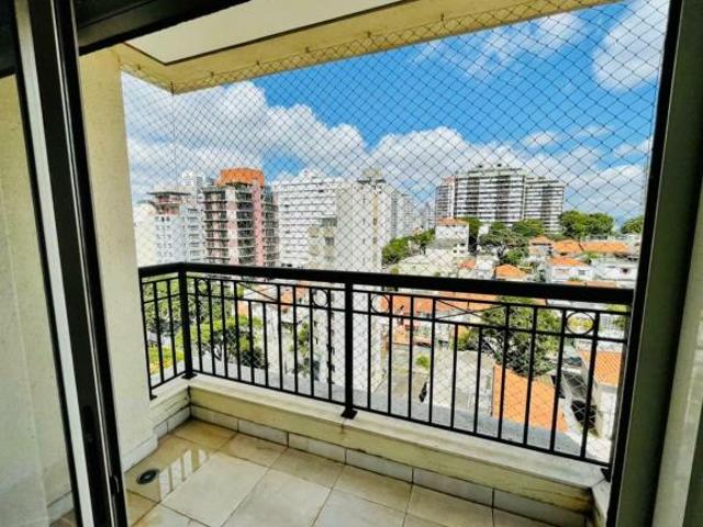 Apartamento no Sumaré com 215m2 sendo 3 dormitorios e 4 vagas de garagem