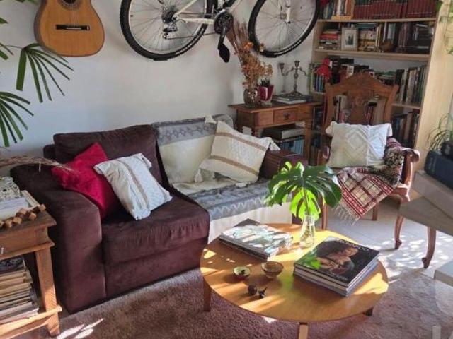 Apartamento no Sumaré em rua tranquila e ensolarado!