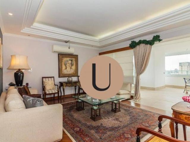 Apartamento nos Jardins com 3 dormitórios à venda, 240 m² por R$ 4.200.000 Jardim Paulista São P