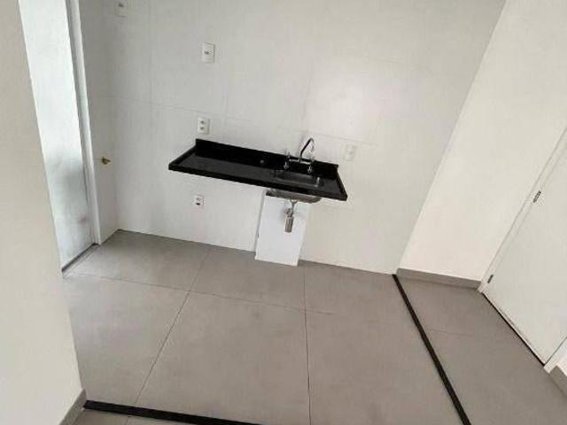 Apartamento novinho em Moema Pássaros ao lado do metrô!
