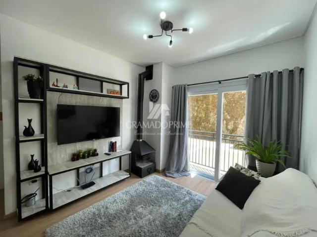 Apartamento novo mobiliado no centro de gramado
