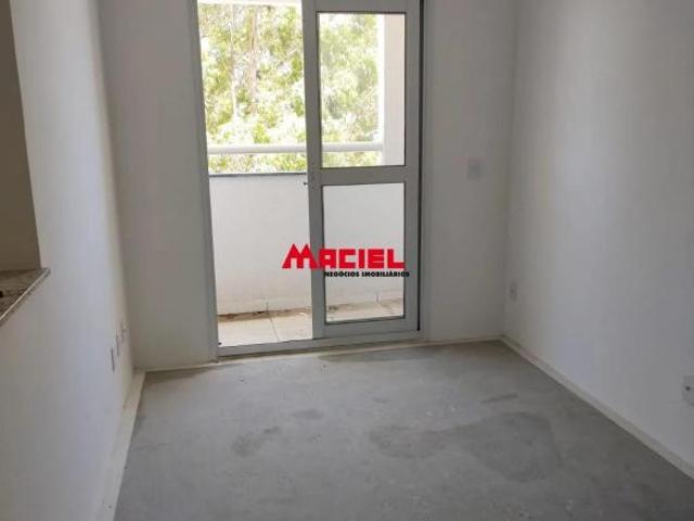 Apartamento NOVO, NUNCA HABITADO! A tela em branco perfeita para o seu projeto de decoração. RESIDE