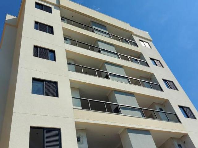 APARTAMENTO NOVO NA PRAIA DO ITAGUÁ