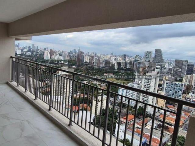 Apartamento novo na rua Alvarenga