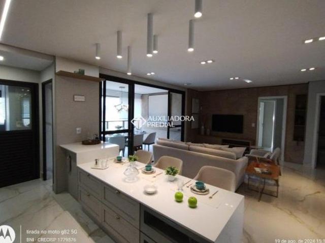 Apartamento novo na Vila Assunção, em Santo André, com 117m² de área útil