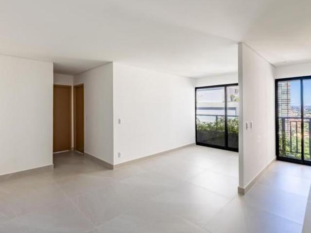 Apartamento novo no Opus Gyro Vaca Brava com 70 m², 2 suítes e localização privi