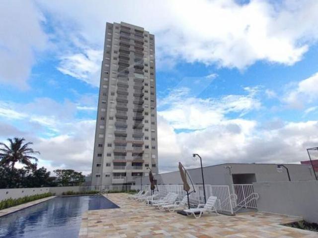 Apartamento Novo no 20° Andar em ótima localização, frente ao Parque do Trote