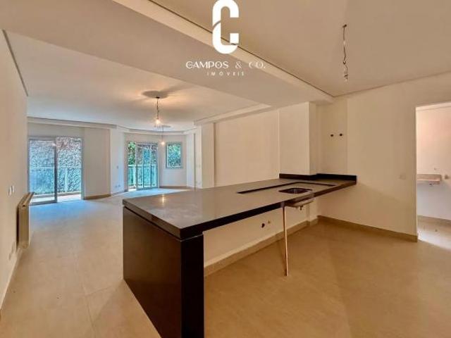 Apartamento Novo a 1 km do Capivari Modernidade, Conforto e Excelente Custo Benefício