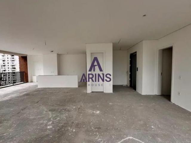 Apartamento Novo a Venda com 191m², 3 quartos, 3 Vagas em Itaim Bibi, São Paulo