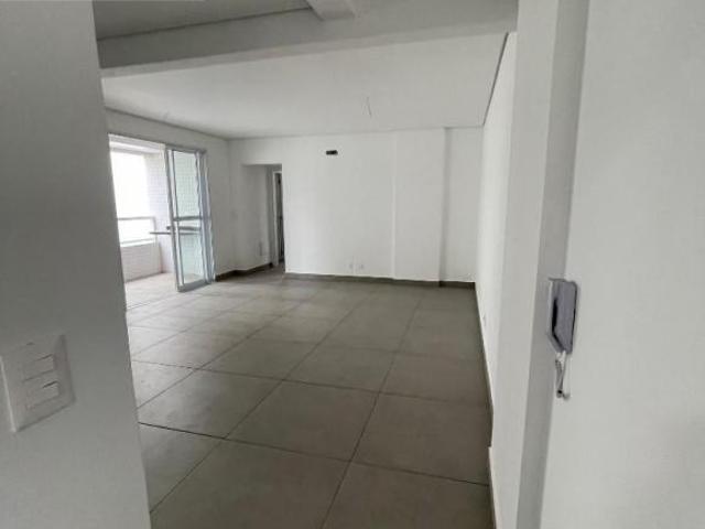 Apartamento novo à venda em Santos SP, Vila Rica/Boqueirão: 2 suítes, varanda, sala e coz integradas