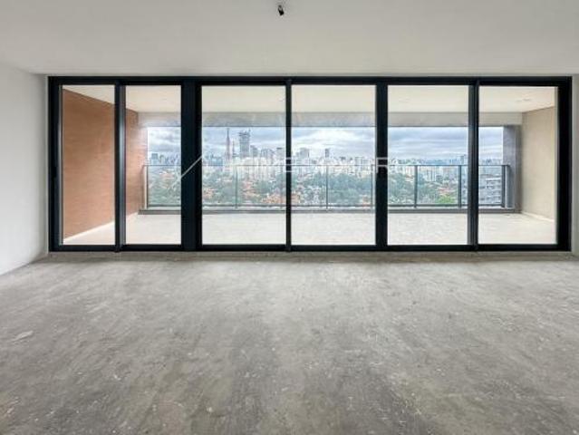 Apartamento Novo à Venda em Perdizes – 157m² de Sofisticação e Conforto. Condomínio Gravura. Rua Aim