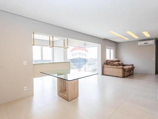 Apartamento novo à venda no Parque Ecoville com 113m², 2 quartos, sendo 1 suíte, e 2 vagas de garage
