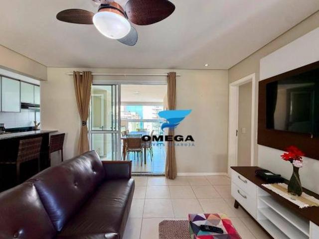 Apartamento novo à venda na praia das Pitangueiras no Guarujá I Omega Imoveis