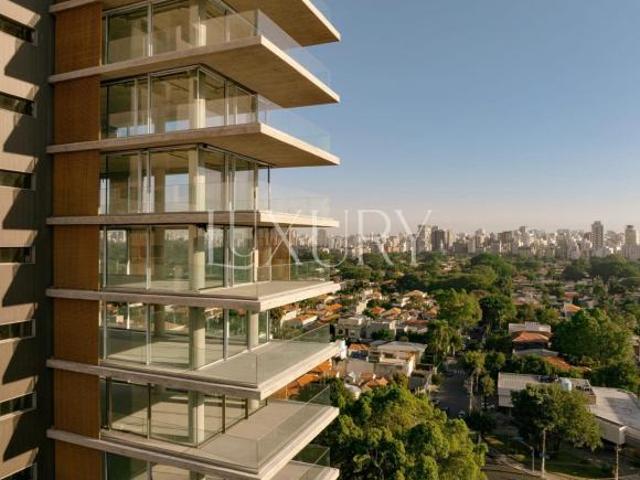 Apartamento novo com 403 m², 4 suítes à venda no bairro Jardim Paulista
