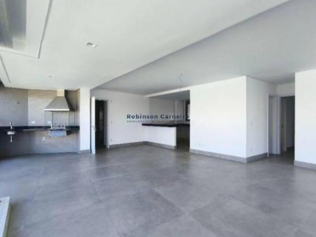 Apartamento novo com 4 dormitóris