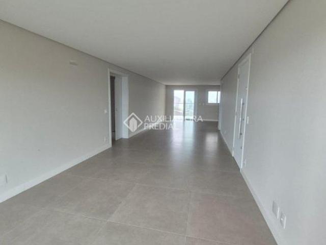 Apartamento novo com 03 suítes, 224m² no bairro Jardim América