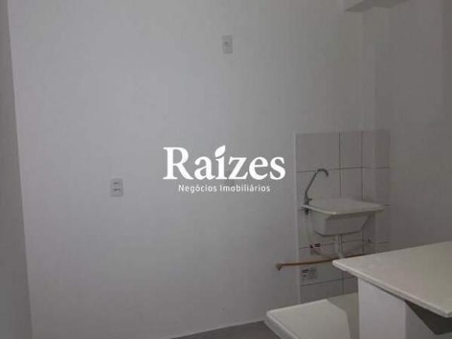 Apartamento novo com 2/4 no Chácaras Tubalina
