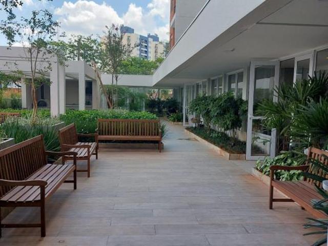 Apartamento novo com 2 dormitórios. Suíte. Varanda. Vaga. Piscina no Rooftop. NEXT RESIDENCE