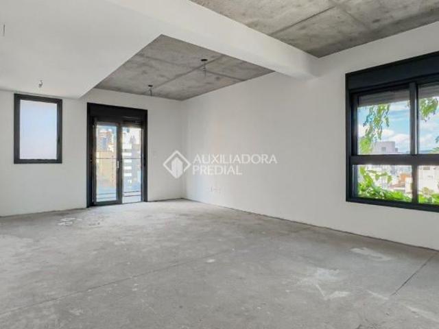 Apartamento novo com 2 quartos e 2 vagas de garagem no bairro Petrópolis