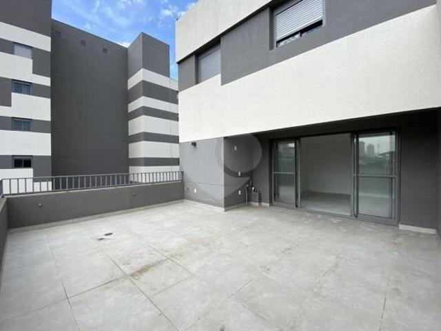 Apartamento novo com 3 dormitórios e excelente localização em Santana