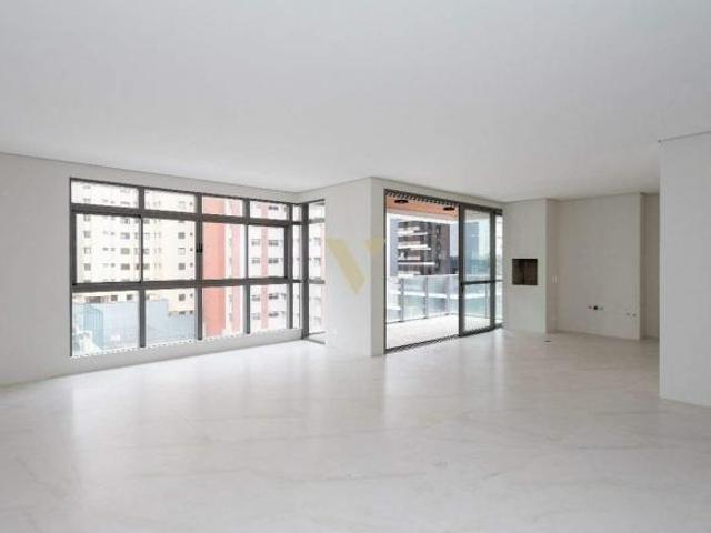 Apartamento Novo, com 3 quartos, no Água Verde