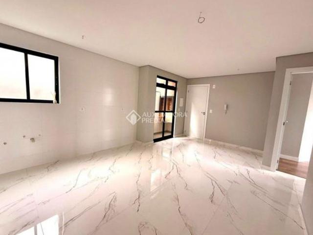 Apartamento novo com 3 quartos sendo 1 suíte
