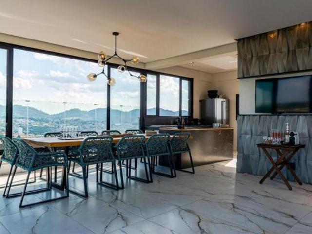 Apartamento Novo com 3 suítes, 3 vagas e depósito no Jd. Nova Bragança