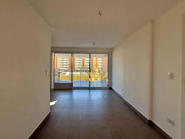 Apartamento novo com varanda gourmet na Praia da Enseada – Alfa Imóveis Guarujá