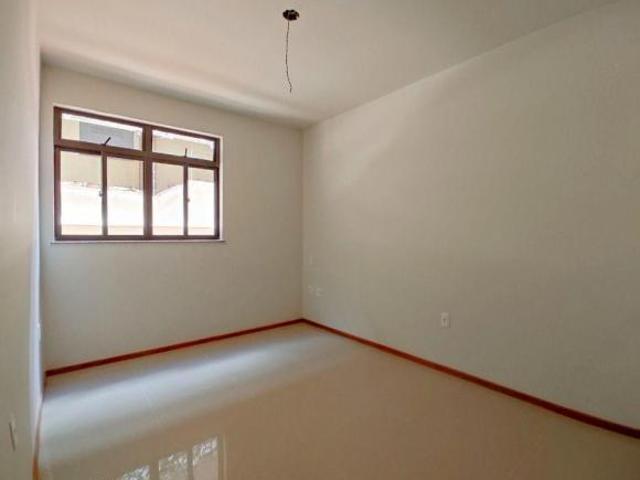 Apartamento Novo com Elevador e Localização Estratégica Próximo ao Centro