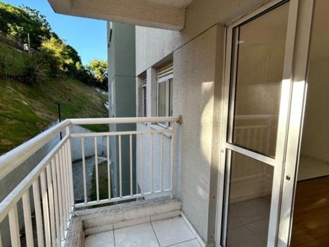 Apartamento Novo com Piso Laminado Localizado no 1°Andar