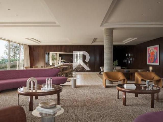Apartamento Novo de Luxo com 980m2, 4 suítes e 6 vagas à venda Mossungue, Curitiba
