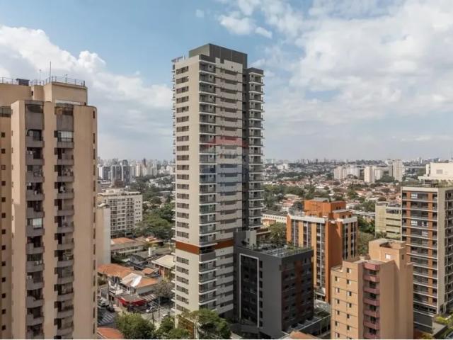 Apartamento Novo de Luxo á venda, com 3 suítes no bairro Campo Belo/SP