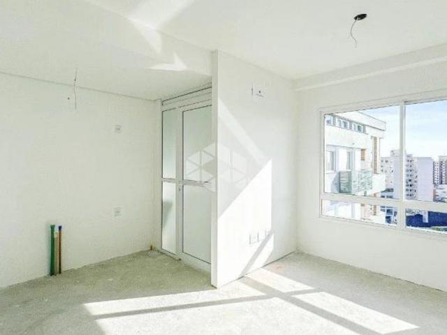 APARTAMENTO NOVO DE UM DORMITÓRIO, EM ANDAR ALTO, COM CHURRASQUEIRA E VAGA DE GARAGEM