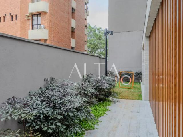 Apartamento NOVO de 262m² à venda no CONTRAPISO, com 3 suítes e 3 vagas no miolinho do Itaim Bibi