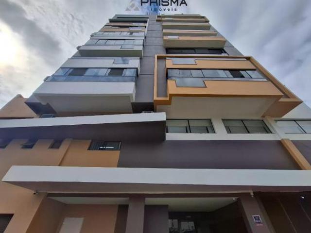 Apartamento novo de 2 dormitórios com terraço à venda no bairro Medianeira