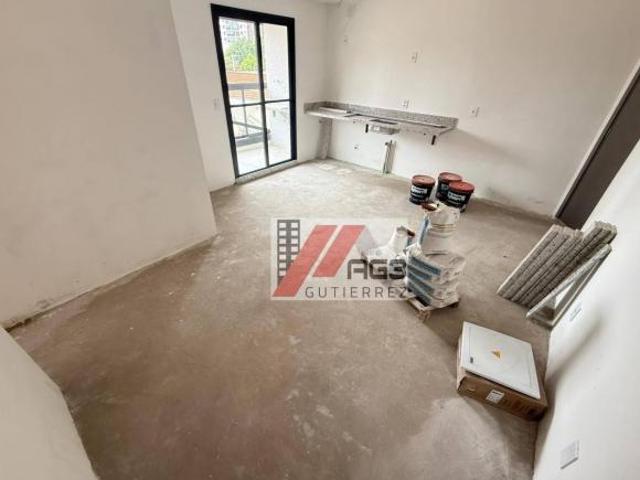 Apartamento novo de 2 dormitórios, suíte, varanda gourmet e lazer completo ao lado do Metrô Parada I