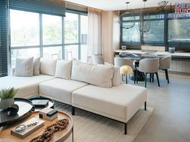 Apartamento NOVO e DECORADO com 97m², 2 Suítes, 2 Vagas, bairro Seminário