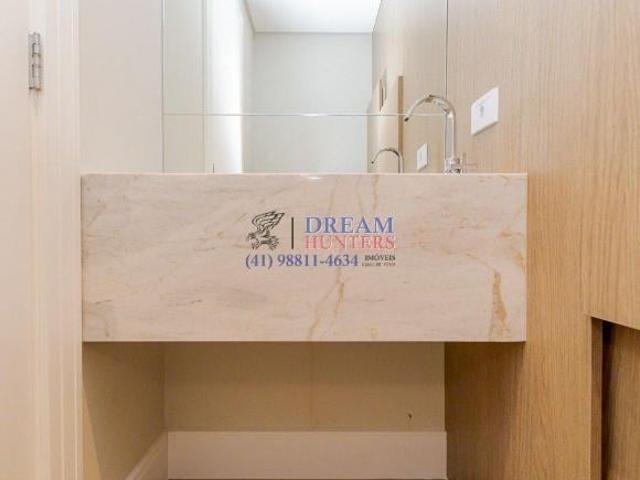 Apartamento NOVO e DECORADO, no Bairro Cristo Rei, com 3 Quartos 1suíte + 2 Demi, 2 Vagas