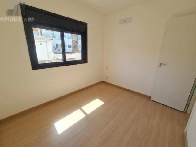 Apartamento Novo e Semimobiliado em Porto Ale