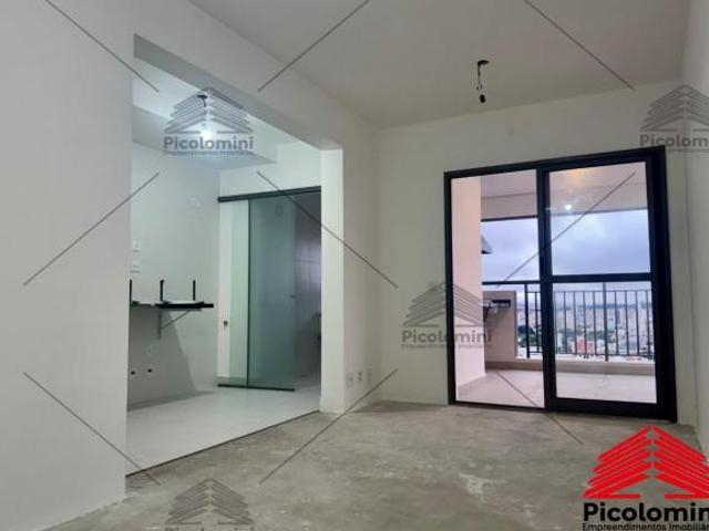 Apartamento novo, Home Resort,92 m²,03 quartos,01 suíte,lavabo,ampla varanda gourmet com vista livre