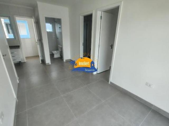 Apartamento novo próximo da praia da enseada no Centro!