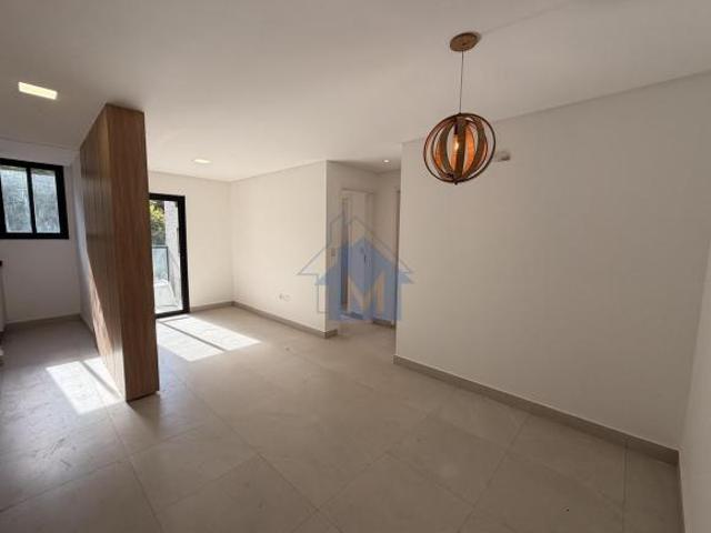 Apartamento Novo Semimobiliado, 1º locação, 1 Suíte e 1 Quarto, na Av. Paraná!
